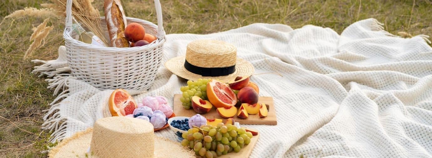 4 Perfect Picnic Spots Near Altis - Altis 55+